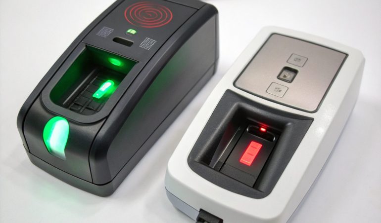 Biometric Fingerprint Scanning vs. Regular Fingerprint Scanning: Which Technology is Better? - X ...